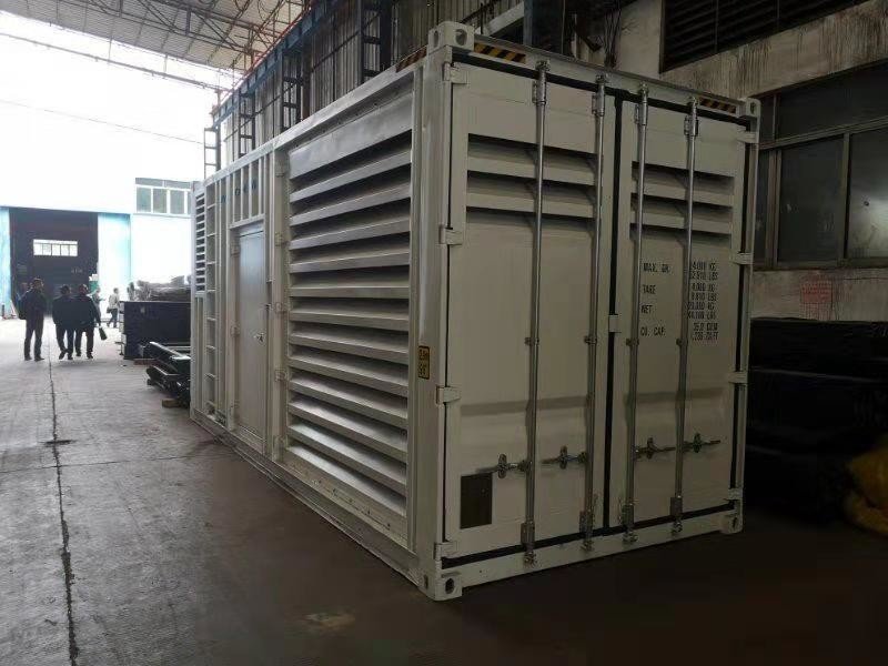 1500 KVA Containerized Dieselaggregate für Notstrom-Elektrostarter 24V