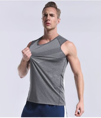 Sleeveless Polyester Fabric Dry Fit Mens Sports Top Running Shirt Gym Tank Tops