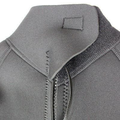 Ergonomic Design 2.5mm Mens Surf Wetsuits OEM Service Neoprene Diving Suit