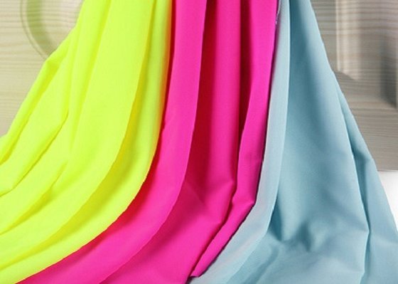 Matt 100% Water Resistant Nylon Fabric , Sports Jacket Fabric Yarn Dyed Type