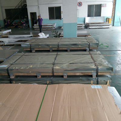 Grade 409L ASTM A240/240M S40930 Stainless Steel Metal Sheet Cold Rolled 2B 2D Mile Edge 1250mm