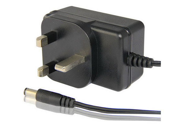 Plug In 12V 2A 24W Power Adapter With OCP / OVP 70 * 48 * 61mm Dimension