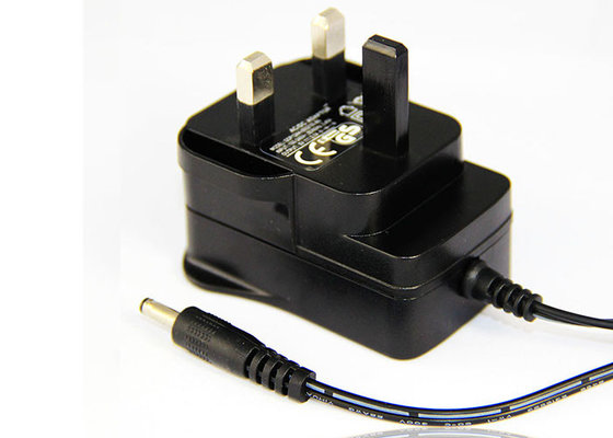 Black 15W Switching AC DC Power Adapter 90 - 264 Volt AC Input Voltage