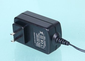 Portable 30V 1A 30W Power Adapter Light Weight 82 * 49 * 58mm Dimension