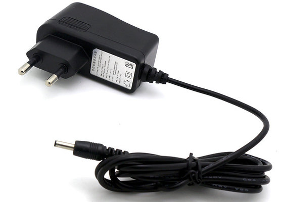 Plug In 2.5A 6v Universal Power Adapter 100 - 240V AC Input Voltage