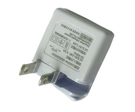 Mobile Phone USB Port Charger Adapter Single Port Black / White Color
