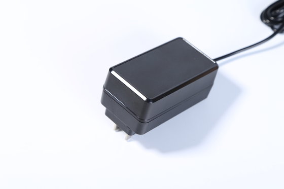 ETL FCC Approved 28W 14V 2A Ac To Dc Power Supply Adapter For 5050 3528 Flexible LED Strip Light