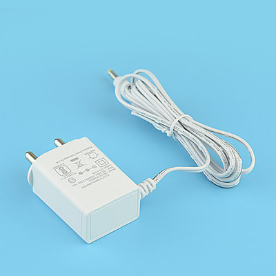 Multi Plug Switching AC DC Power Adapter 2000mA 5VDC 2A For Home Audio / Video Equipments