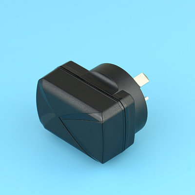 RCM SAA C Tick AU Plug Wall Mount Ac Dc Power Adapters Multi - Function Universal 5V 2A USB