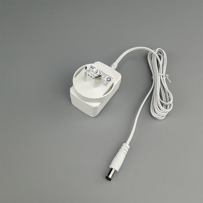 IC Solution Switching AC DC Power Adapter 100-240V Input LED / Router / CCTV Applied