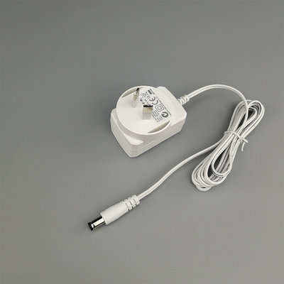 IC Solution Switching AC DC Power Adapter 100-240V Input LED / Router / CCTV Applied