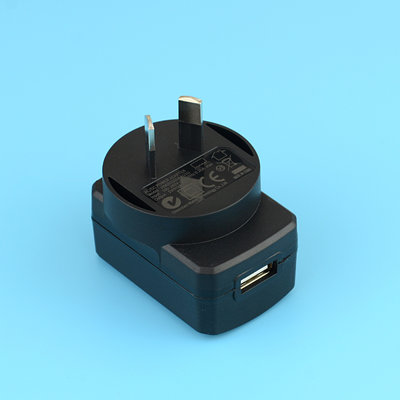 RCM SAA C Tick AU Plug Wall Mount Ac Dc Power Adapters Multi - Function Universal 5V 2A USB