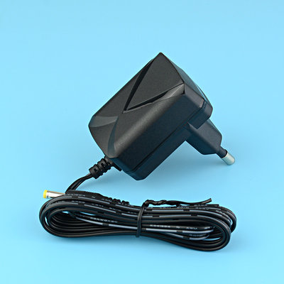 Portable 5V 1A Switching AC DC Power Adapter Plug In Connection For Li - Ion Battery