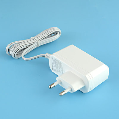 Plug In Switching AC DC Power Adapter 18W 5V 3A 9V 2A With Car Cigarrete Lighter Plug