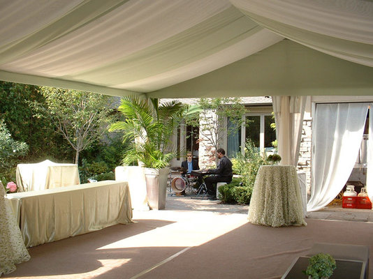 100 - 500 People Wedding Reception Tent , Marquee Party Tent With White Roof Linings