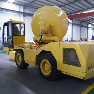 Industrial Cement Mixer  FM3.5-2 Mobile Concrete Mixer Truck Mobile Concrete Mixer With Pump