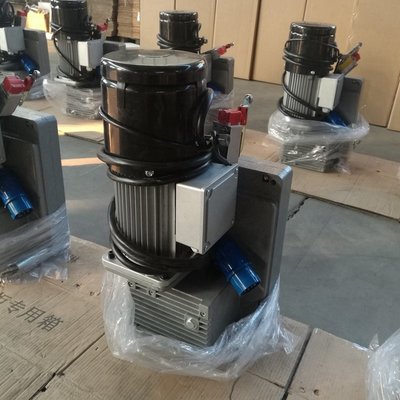 China Galvanized steel ZLP630 6 meters temporary motorized gondola in Indonesia supplier