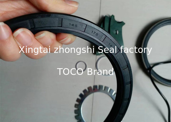 Factory produce oil seal  repair kit 7 or 5 pcs size 145*175*14 black color