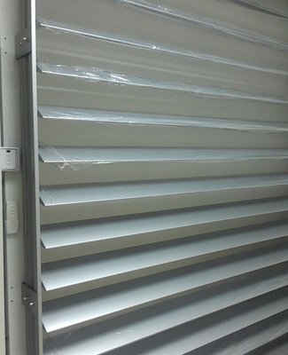 aluminum horizontal sun louver Aerofoil sun louver metal louver 300mm