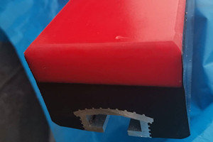 customized conveyor impact bar with 25 mm thickness of UHMW-PE layer